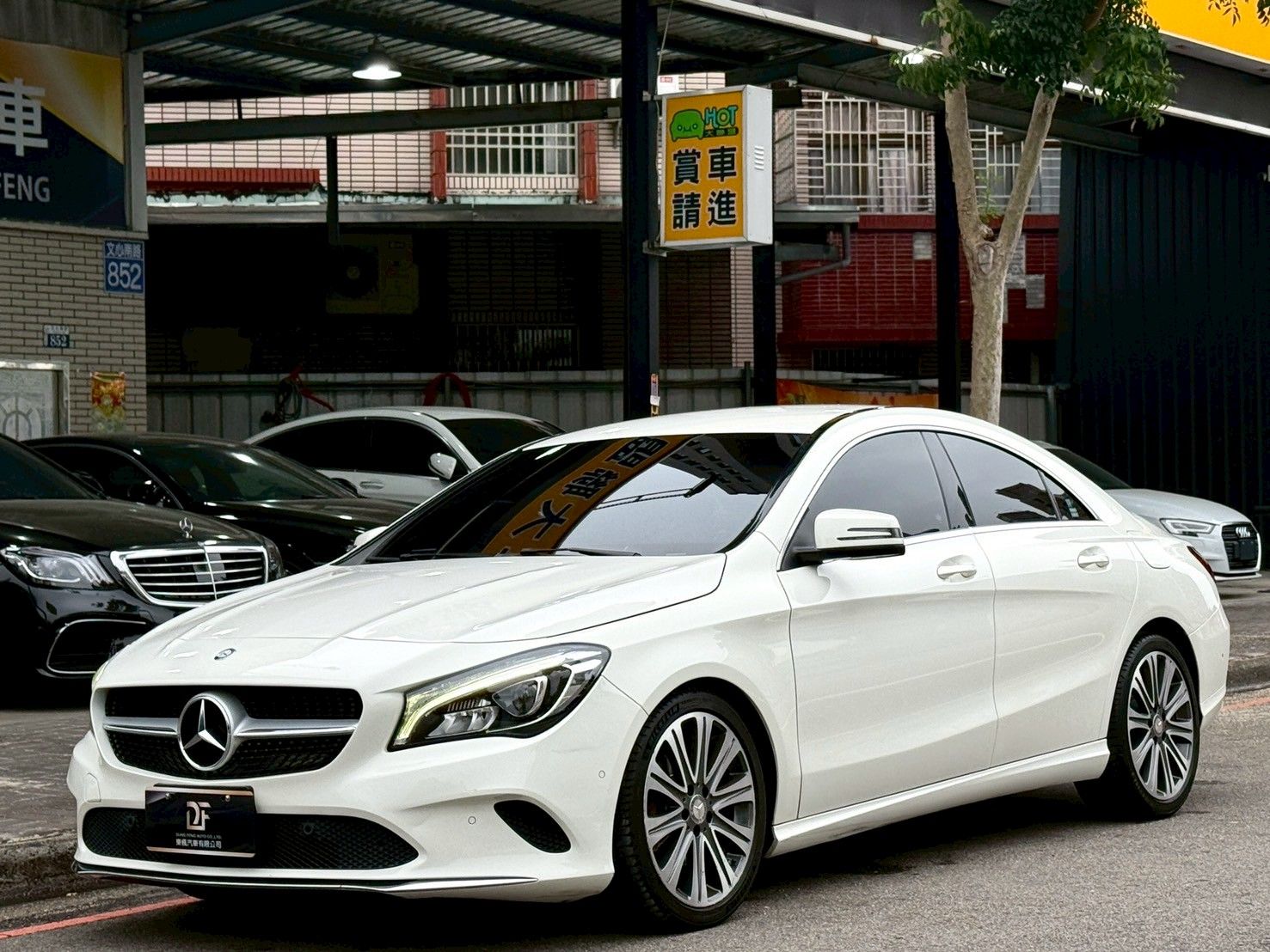 Mercedes-Benz CLA 2016年二手車 63.8萬 台中市-東楓國際車業 | 8891汽車
