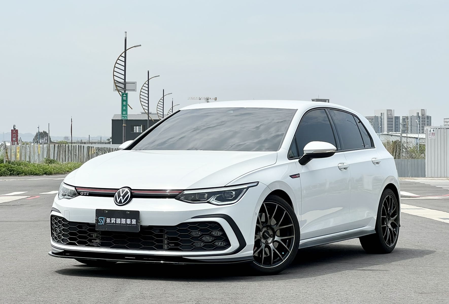 Volkswagen Golf GTI 2023年二手車 116.8萬 台中市-阿修車庫 | 8891汽車