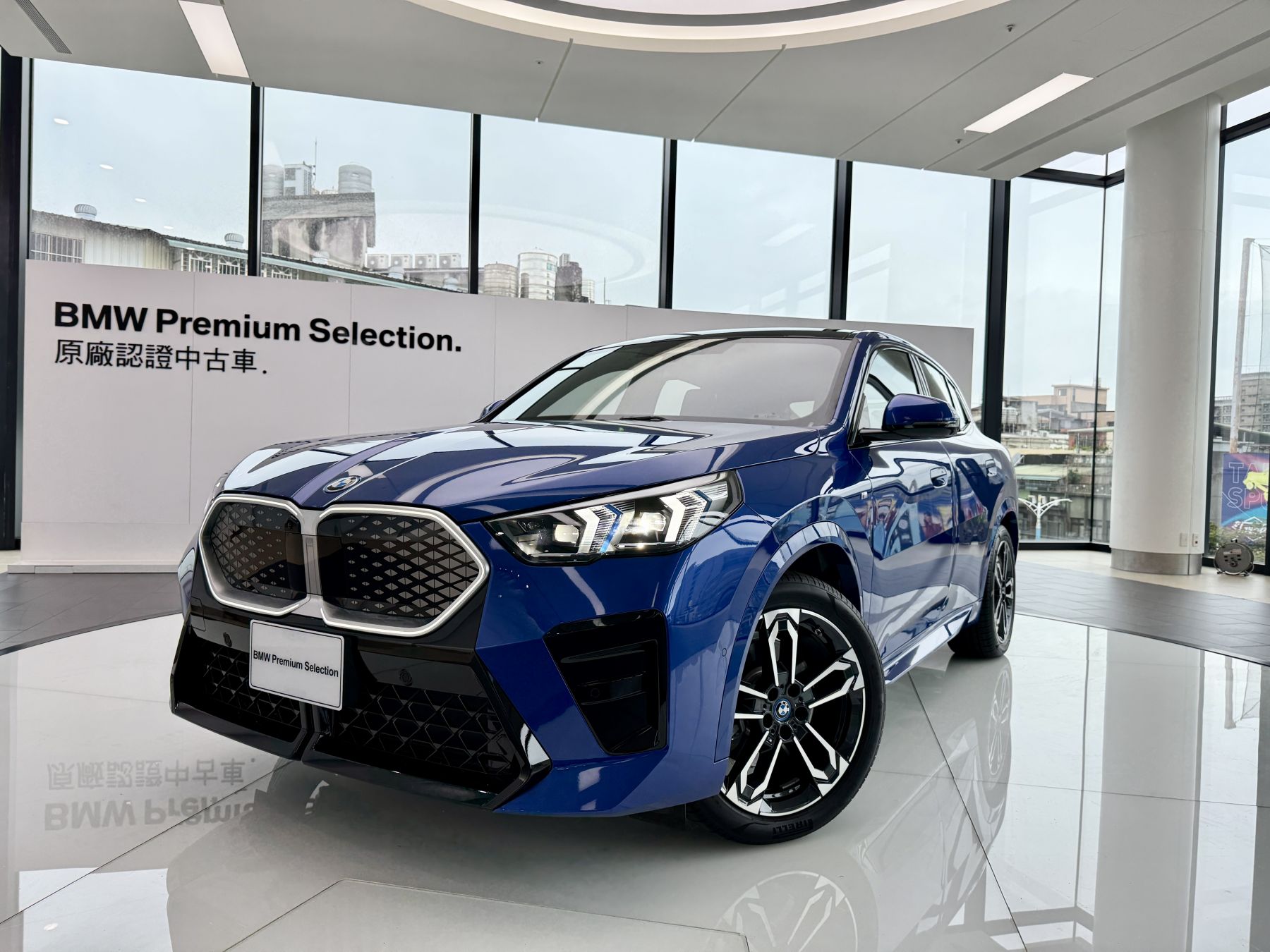 BMW iX2 2024年二手車 202.0萬 新北市-BMW原廠認證中古車 | 8891汽車