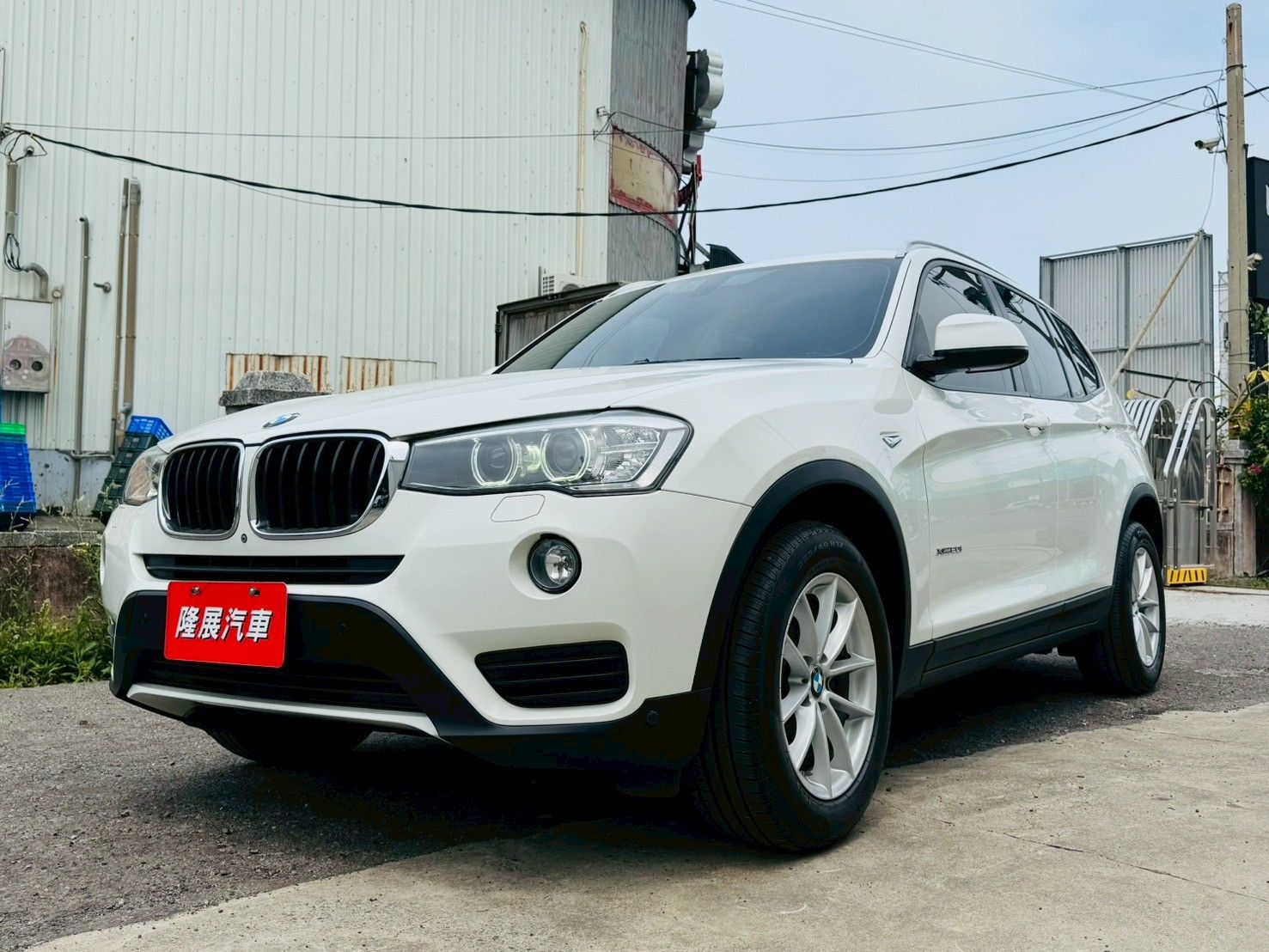 嚴選專區 - BMW X3 2016年二手車 59.8萬 台南市-sum隆展汽車 | 8891汽車
