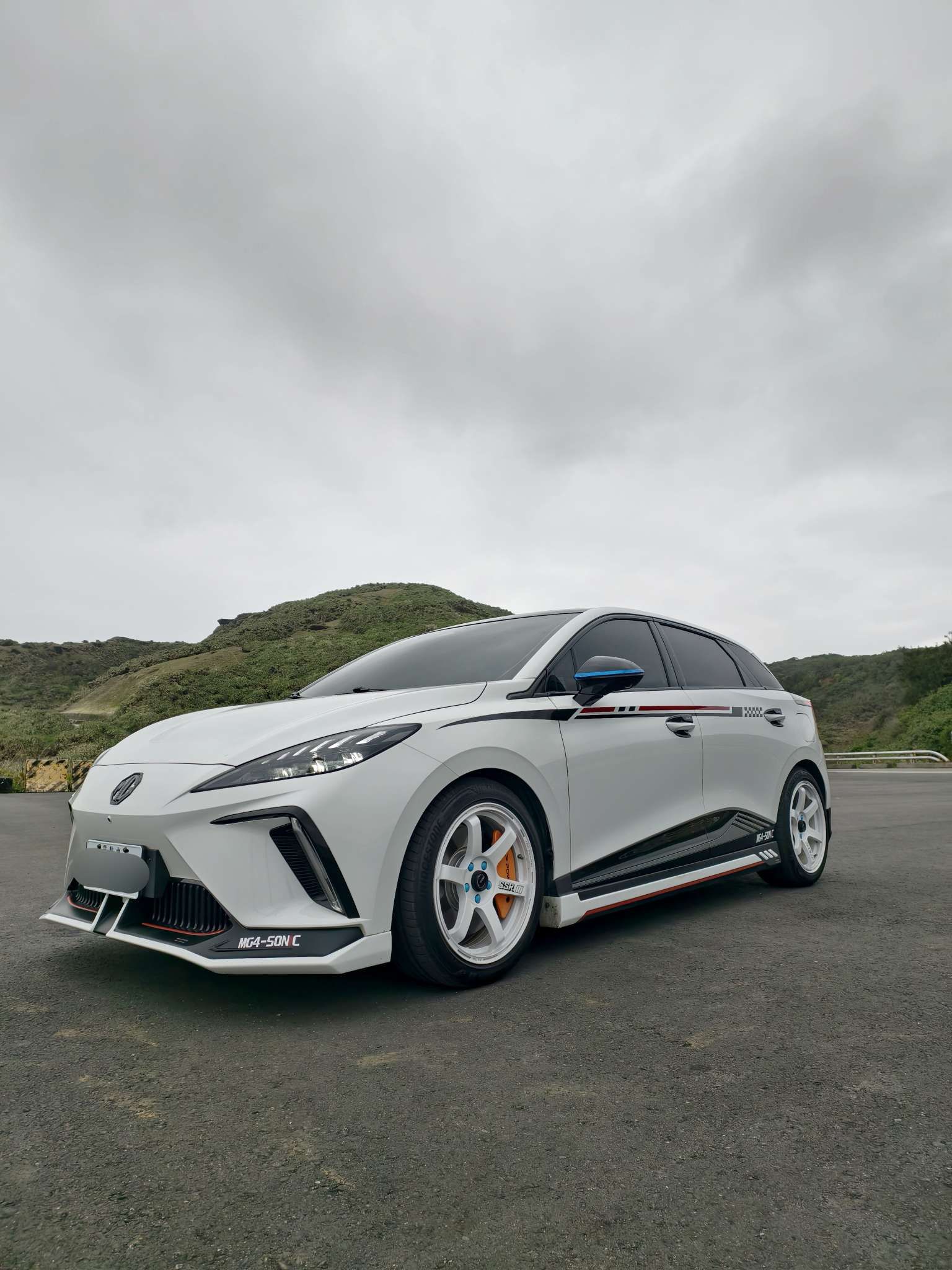 MG MG4 2024年二手車 110.0萬 高雄市- | 8891汽車