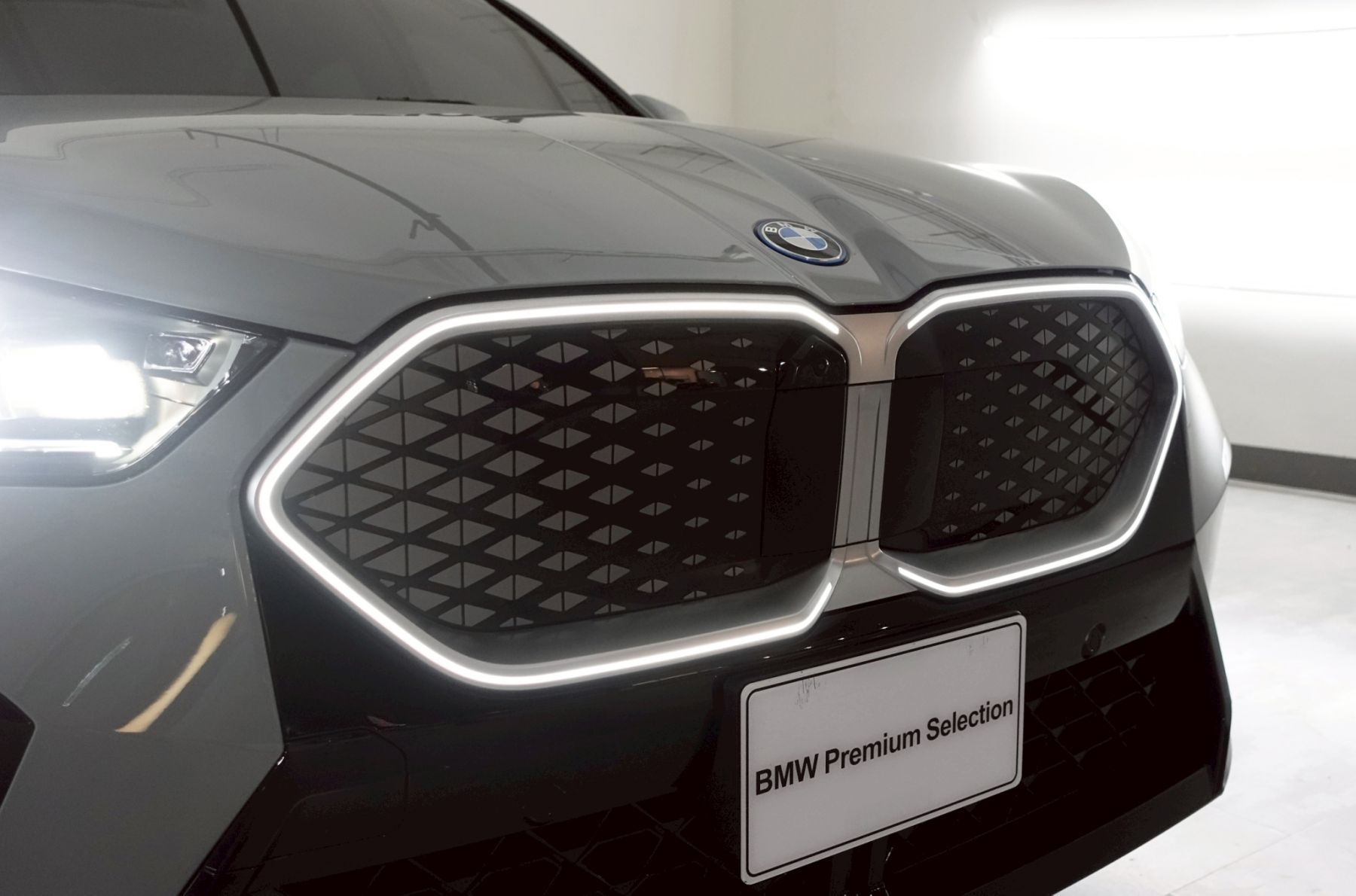 BMW iX2 2024年二手車 212.0萬 新北市-BMW原廠認證中古車 | 8891汽車