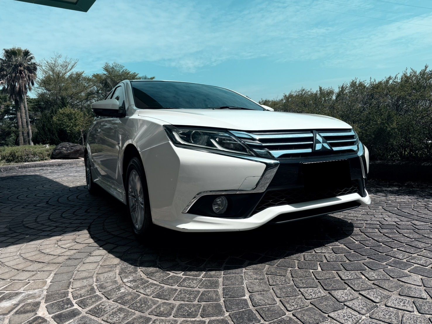 Mitsubishi Grand Lancer 2017年二手車 24.8萬 新北市-遠誠汽車 | 8891汽車