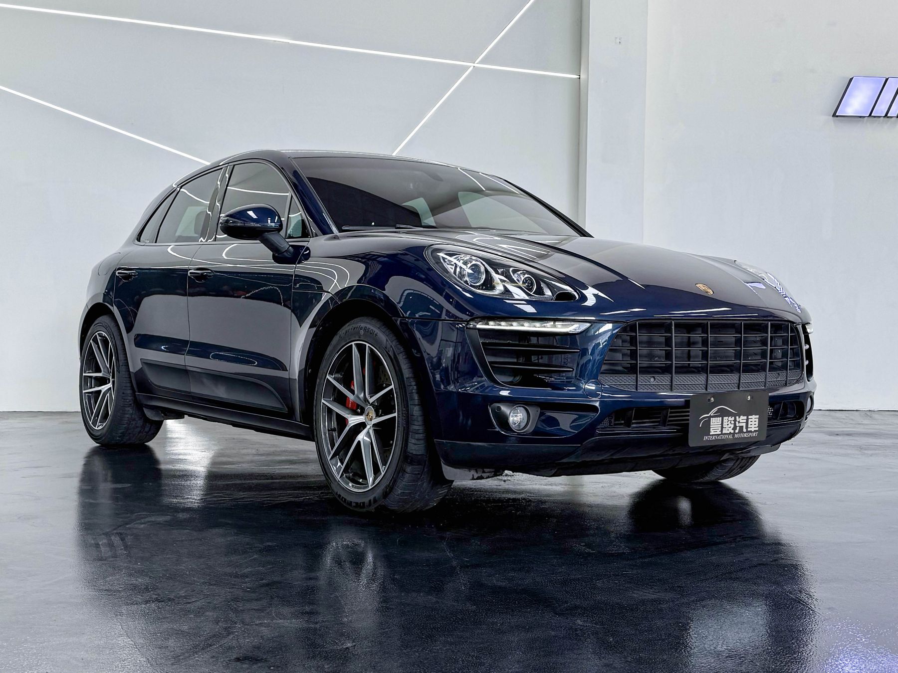Porsche Macan 2014年二手車 85.8萬 新北市-豐駿汽車北大國際店 | 8891汽車