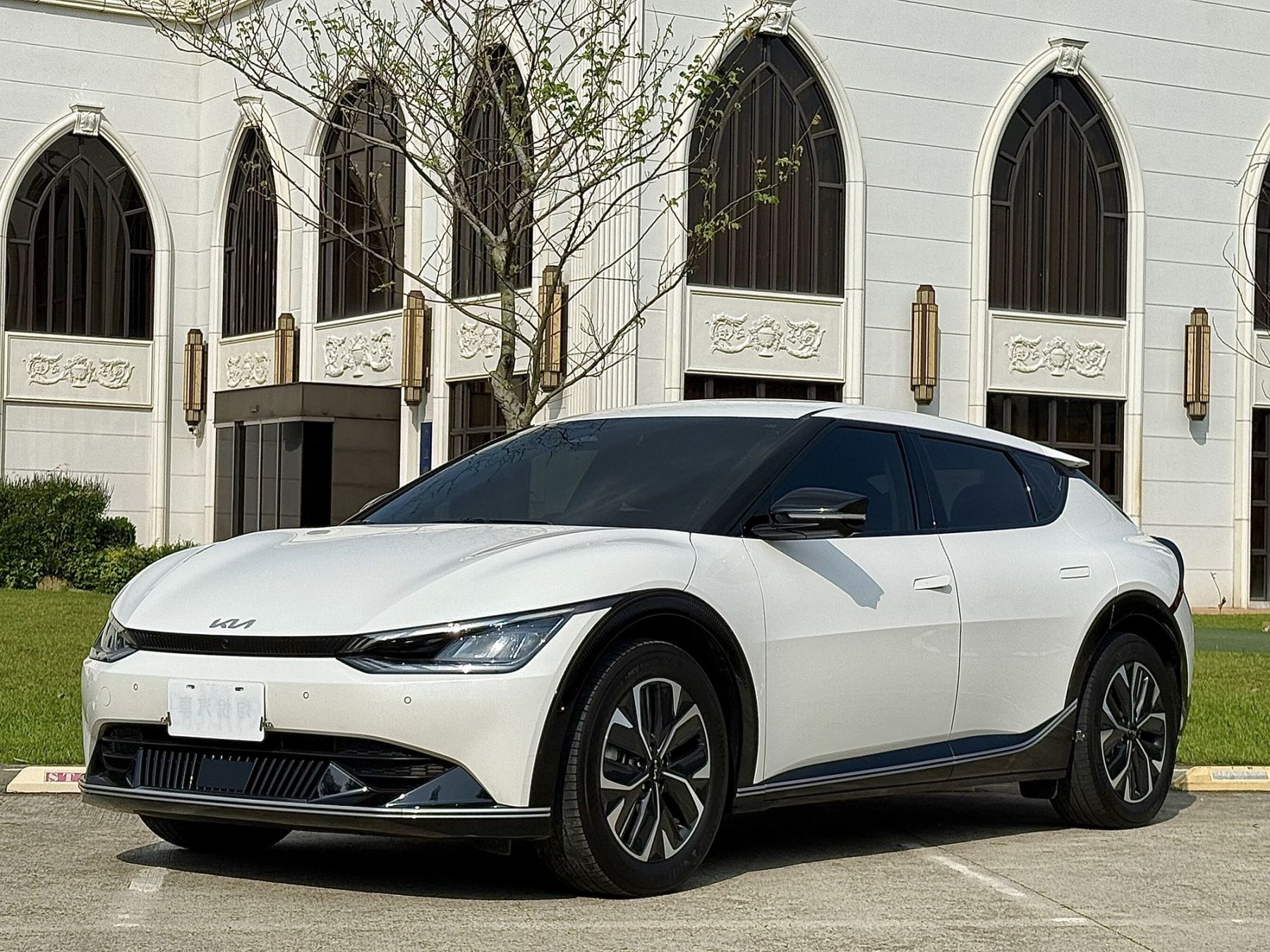 Kia EV6 2023年二手車 139.8萬 桃園市-TONY車庫 | 8891汽車