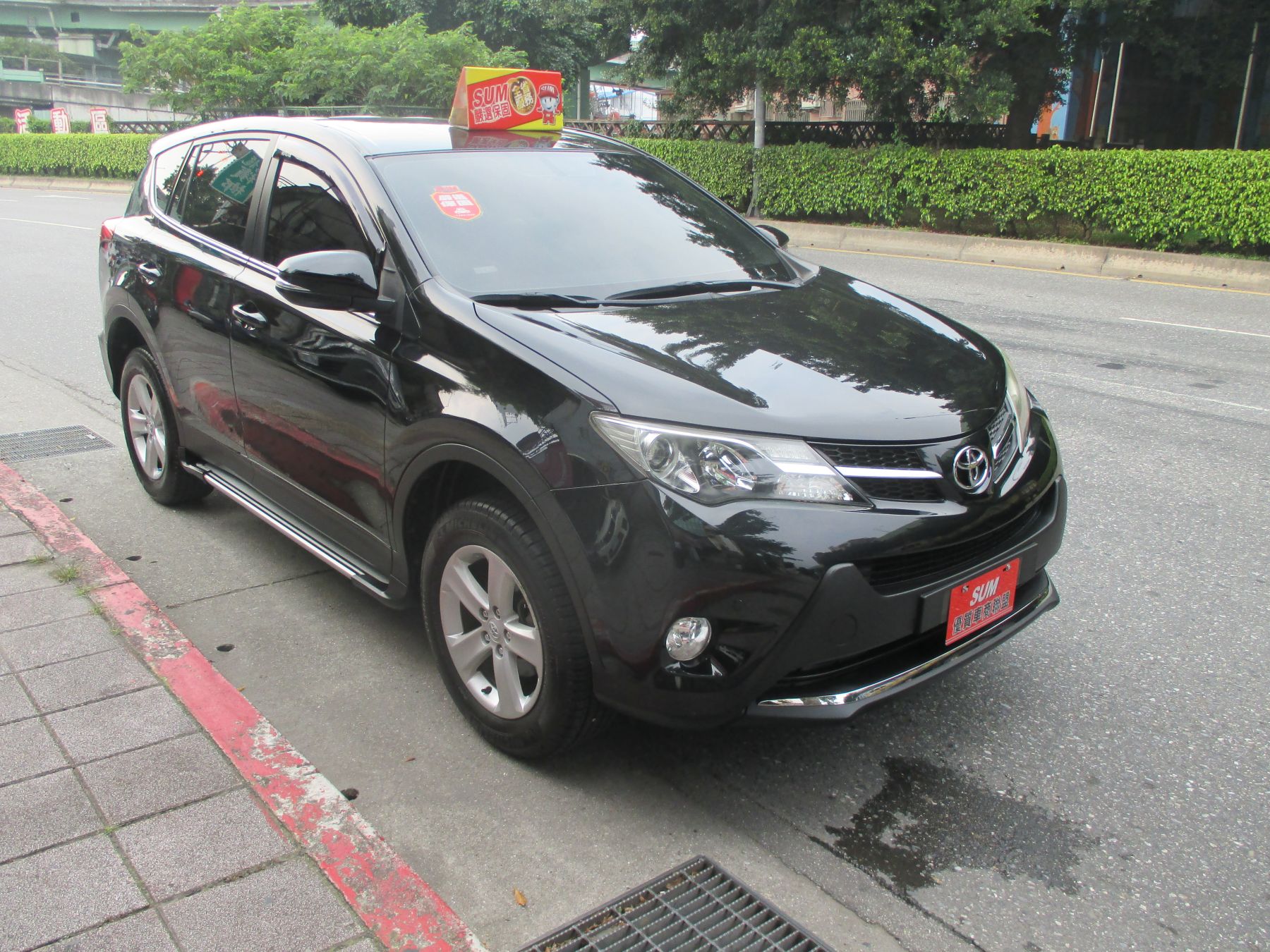 Toyota RAV4 2014年二手車 27.8萬 台北市-SUM超優汽車 | 8891汽車