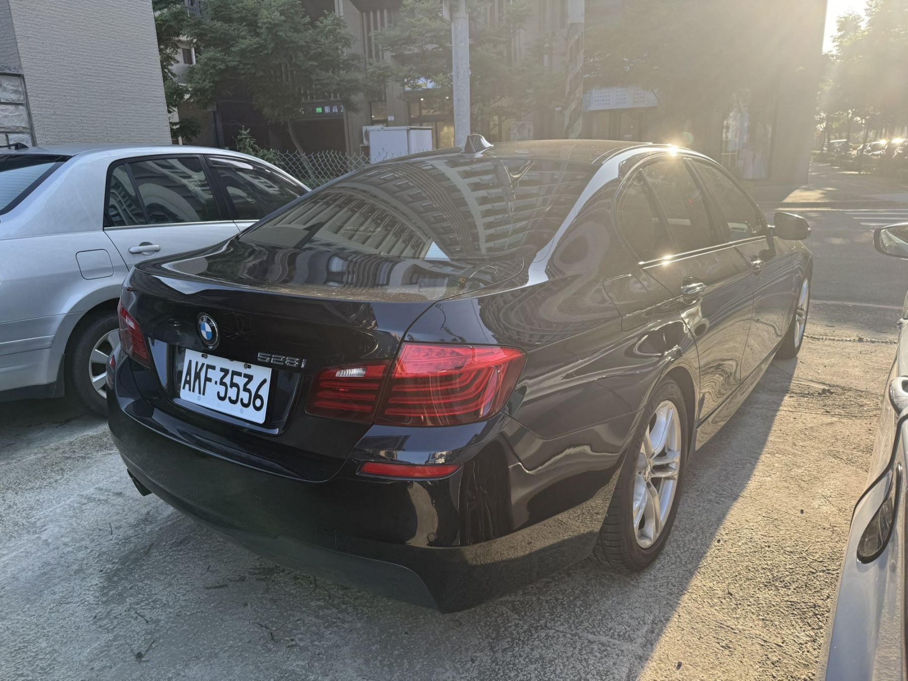 BMW 5-Series Sedan 2014年二手車 38.1萬 桃園市-宇創車車 | 8891汽車