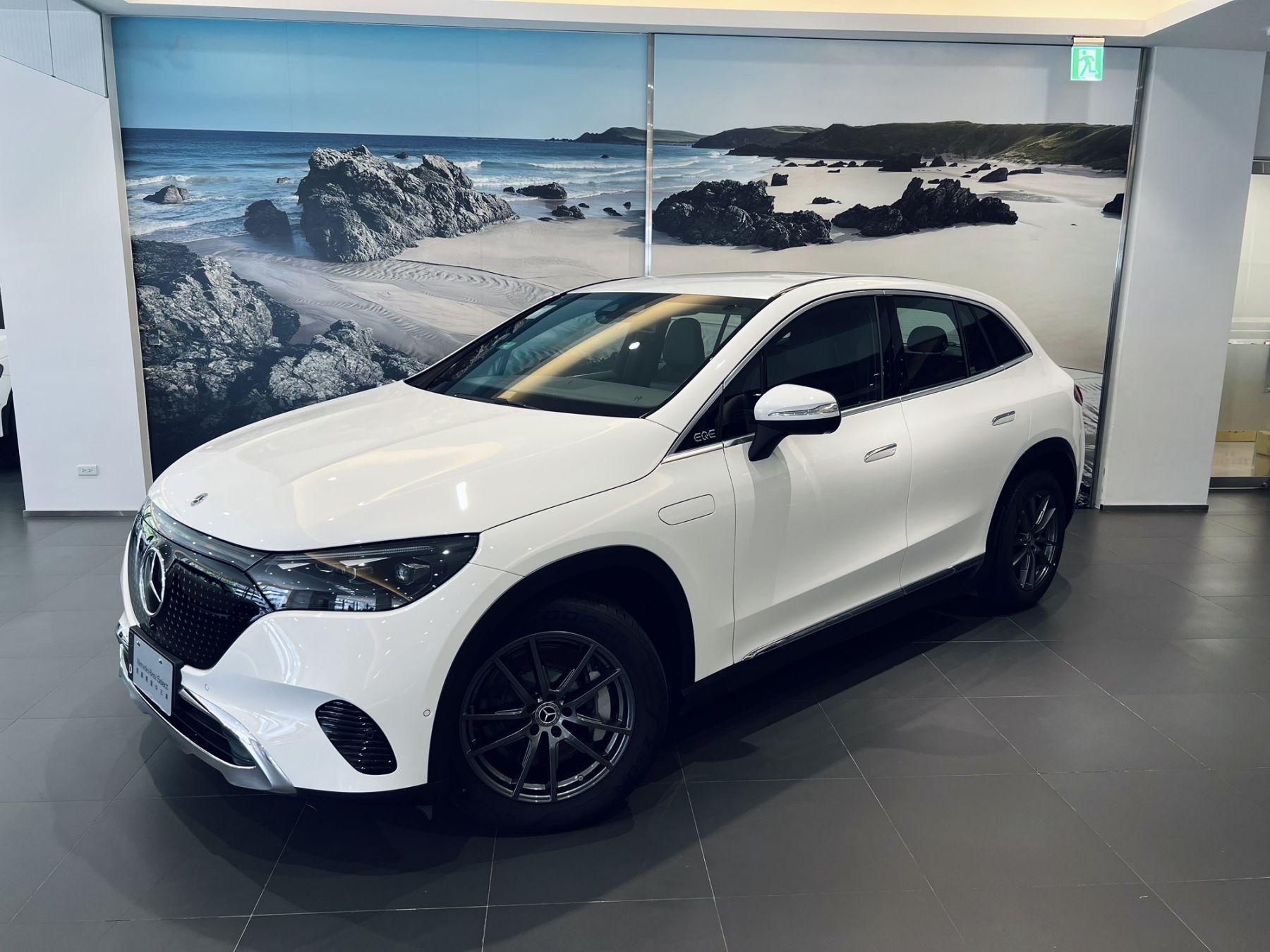 Mercedes-Benz EQE SUV 2024年二手車 236.8萬 台中市- | 8891汽車