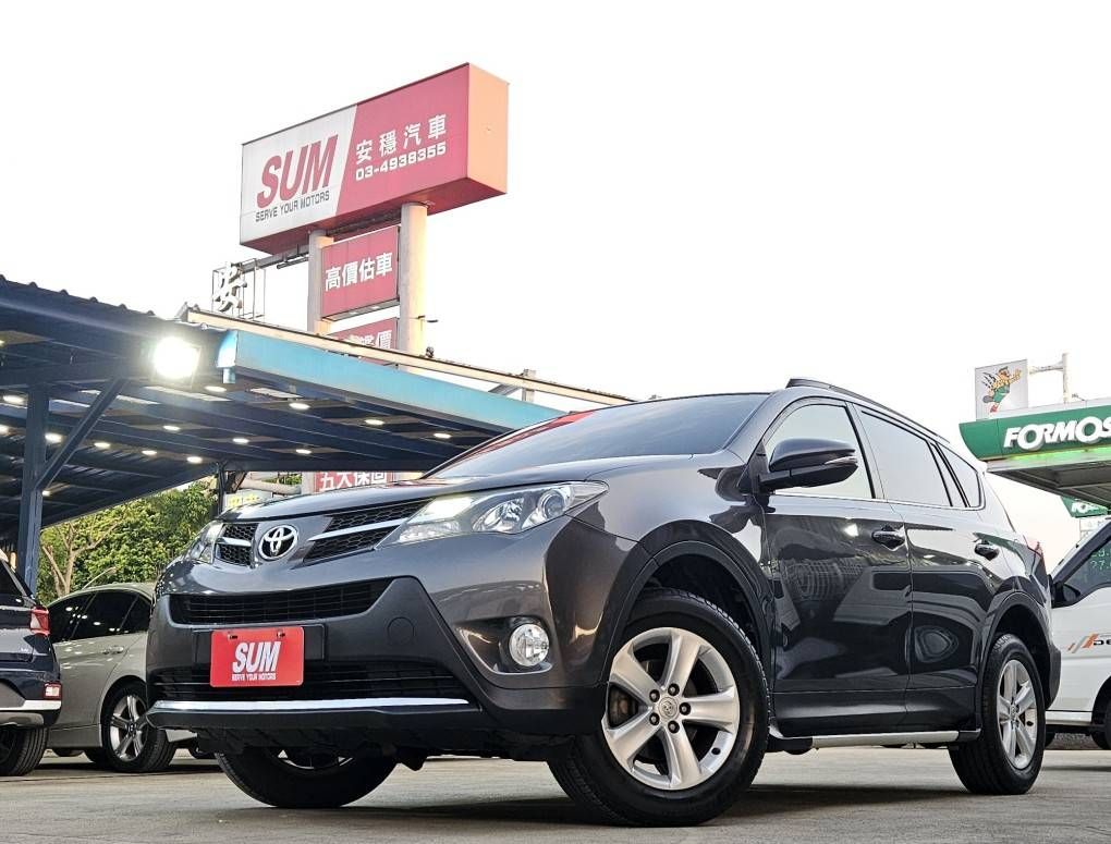 Toyota RAV4 2014年二手車 25.8萬 桃園市-安穩汽車 | 8891汽車