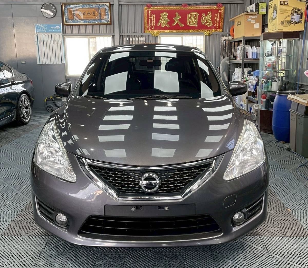 Nissan Tiida 5D 2015年二手車 23.8萬 雲林縣-富佳商行 | 8891汽車