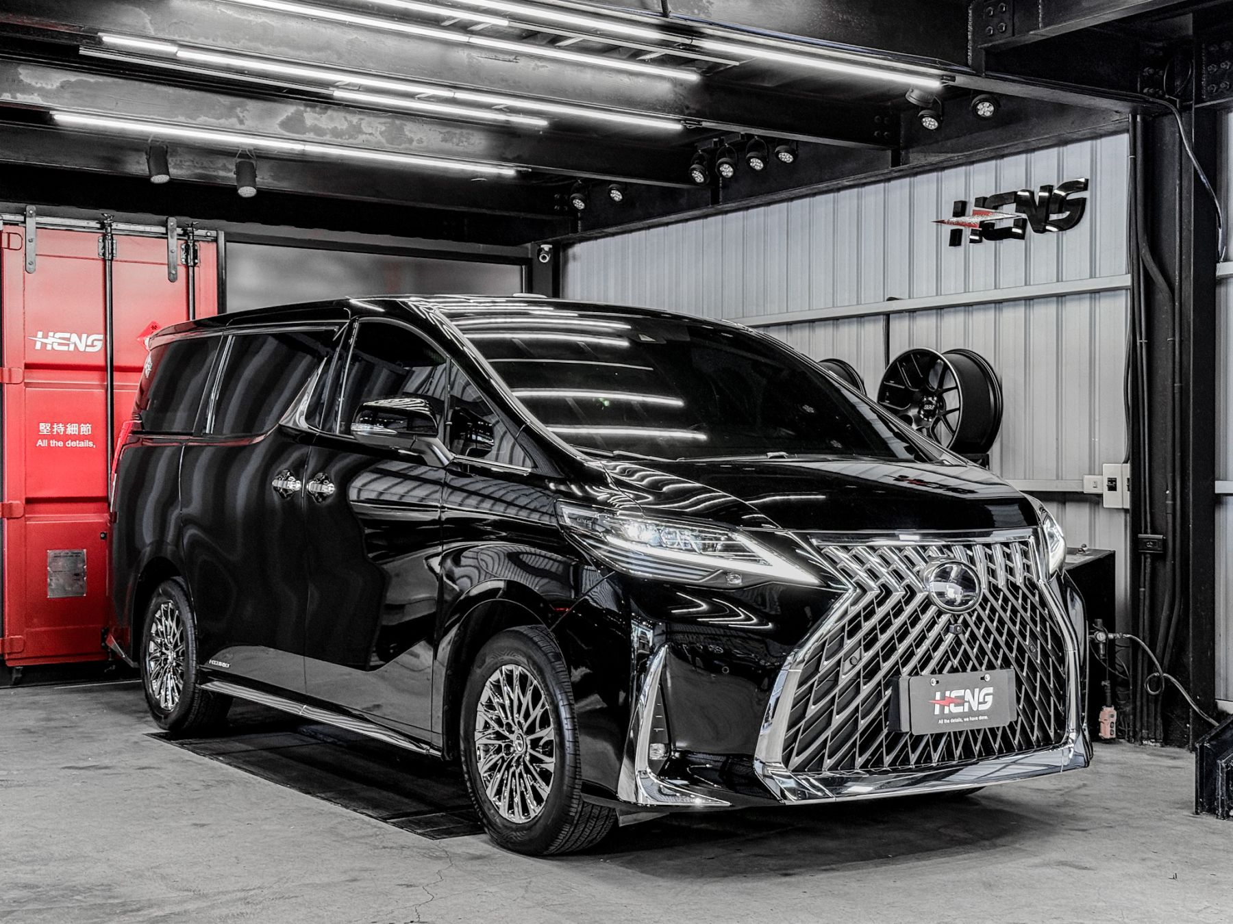 嚴選專區 - Lexus LM 2021年二手車 227.8萬 高雄市-恆躍汽車有限公司 | 8891汽車