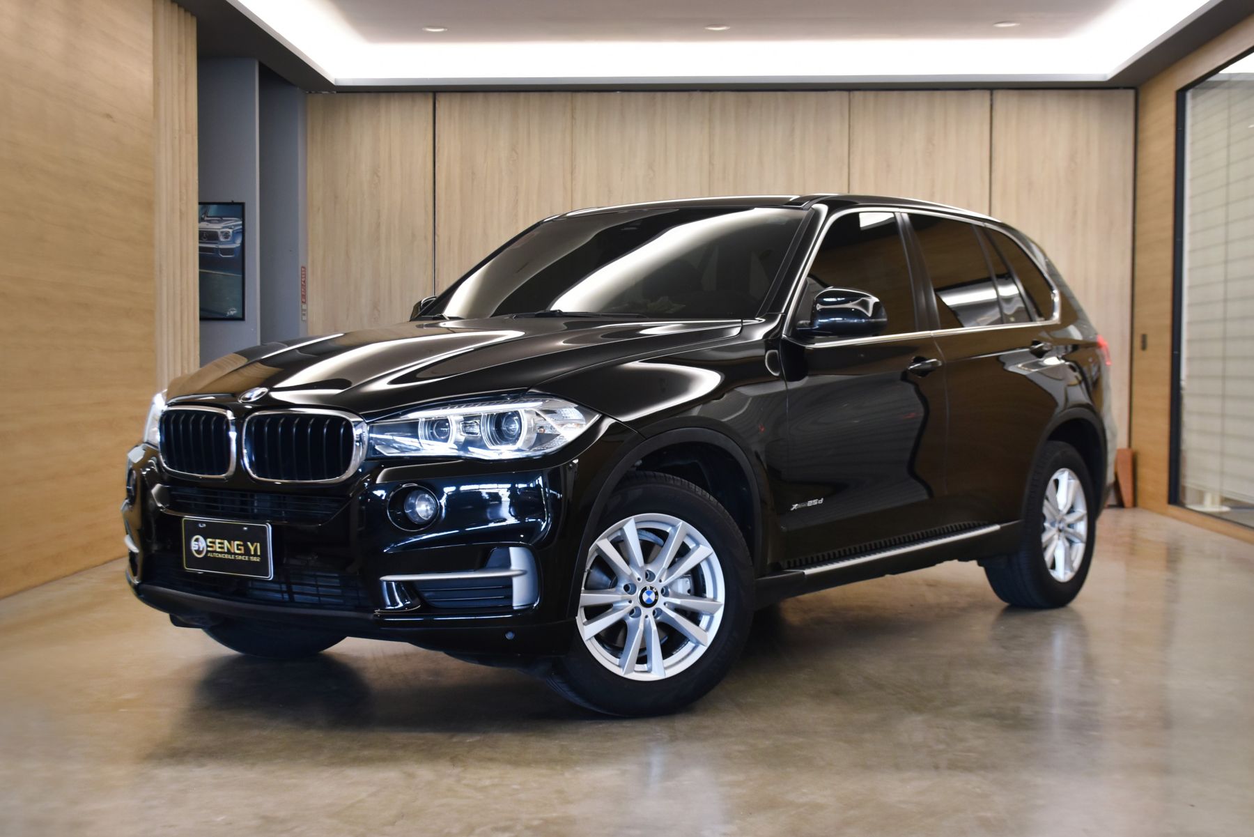 BMW X5 2017年二手車 79.8萬 高雄市-勝億汽車有限公司 | 8891汽車