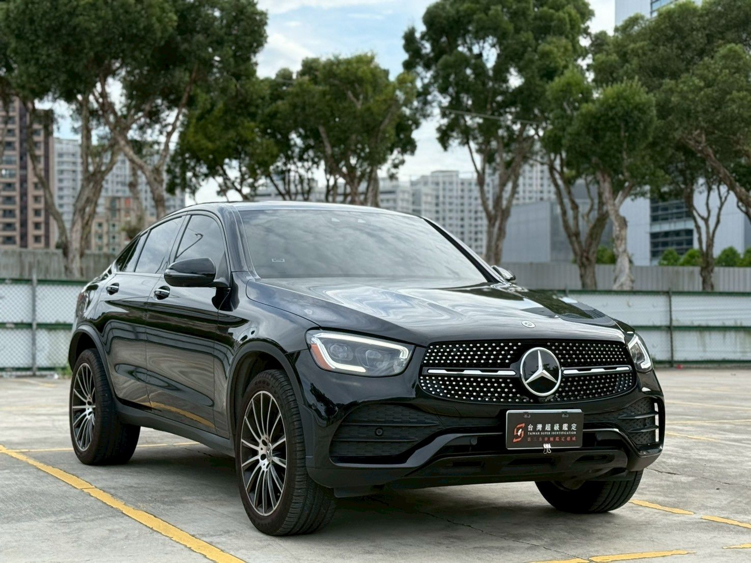 Mercedes-Benz GLC Coupe 2022年二手車 218.0萬 新北市-吉美國際汽車有限公司 | 8891汽車