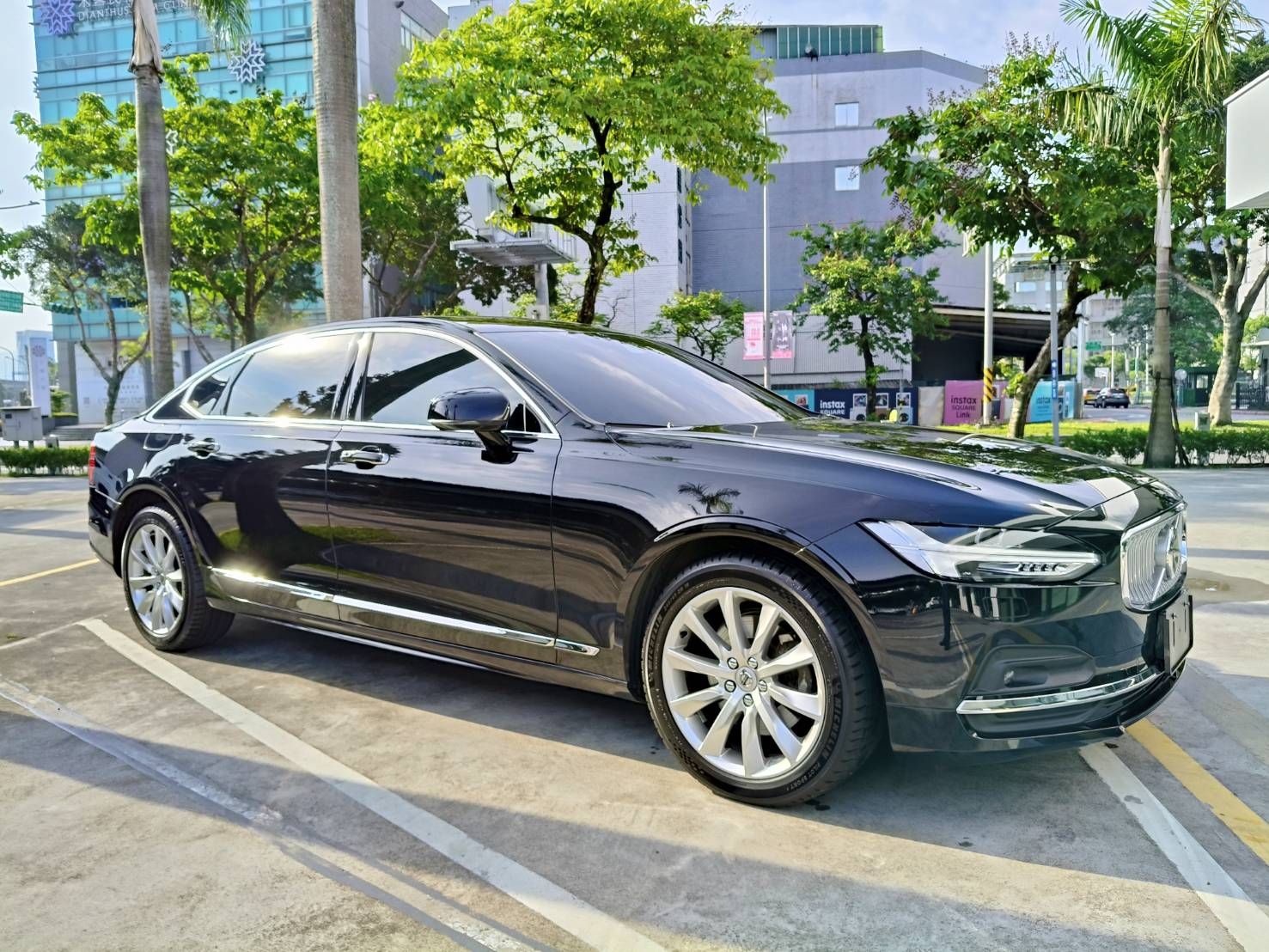 Volvo S90 2021年二手車 97.0萬 台北市-Volvo新凱認證車 | 8891汽車