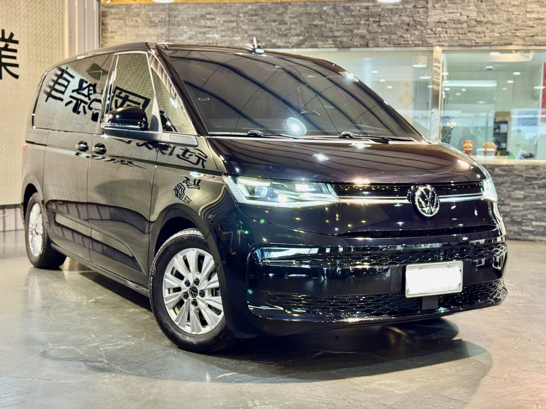 Volkswagen T7 Multivan 2023年二手車 159.8萬 桃園市-冠威汽車 | 8891汽車