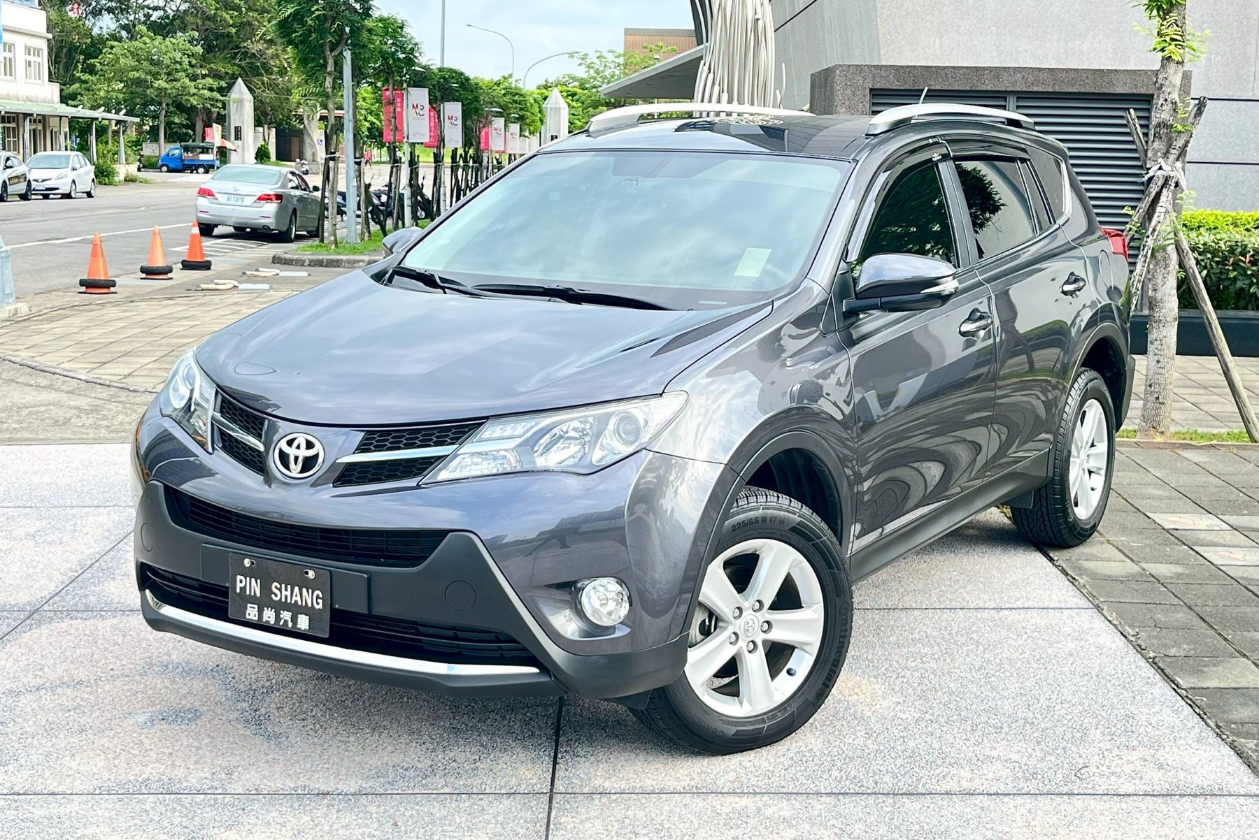 Toyota RAV4 2014年二手車 43.8萬 苗栗縣-品尚汽車 | 8891汽車