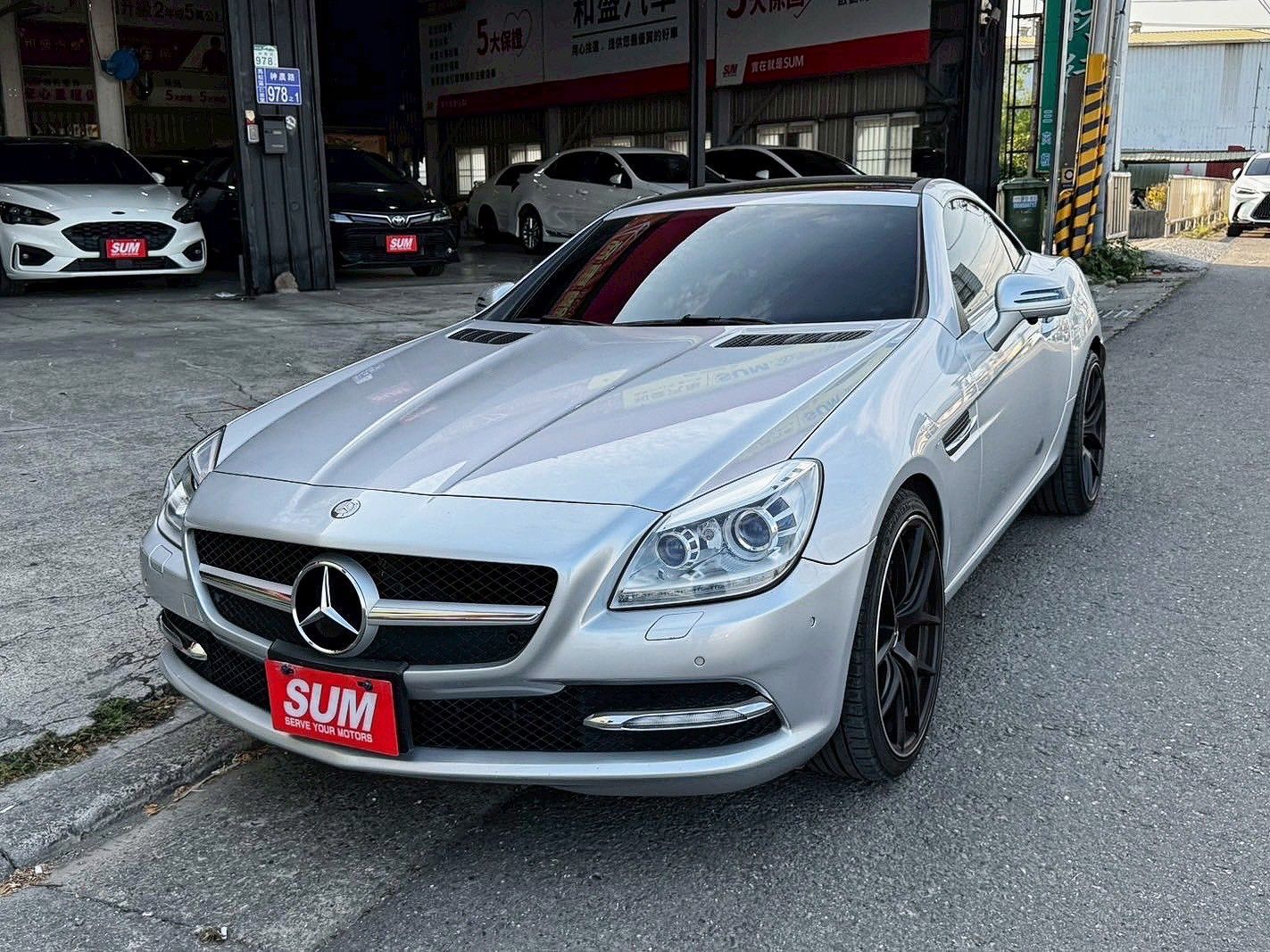 Mercedes-Benz SLK 2012年二手車 68.8萬 高雄市-和盛汽車 | 8891汽車