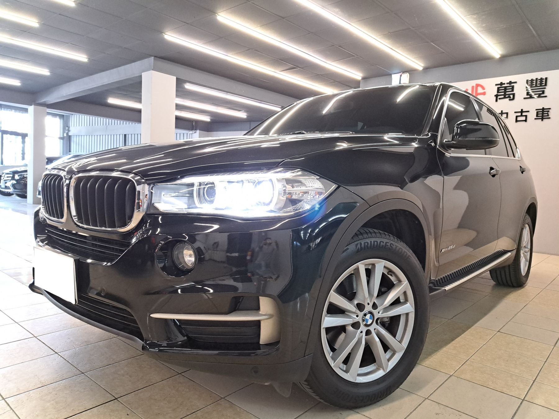BMW X5 2017年二手車 76.8萬 台中市-萬豐汽車總店 | 8891汽車