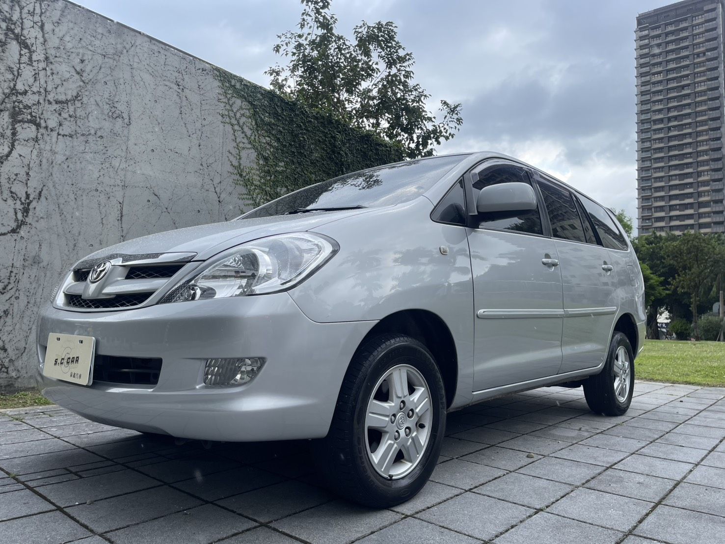 Toyota Innova 2014年二手車 23.8萬 新北市-泉鑫汽車商行 | 8891汽車