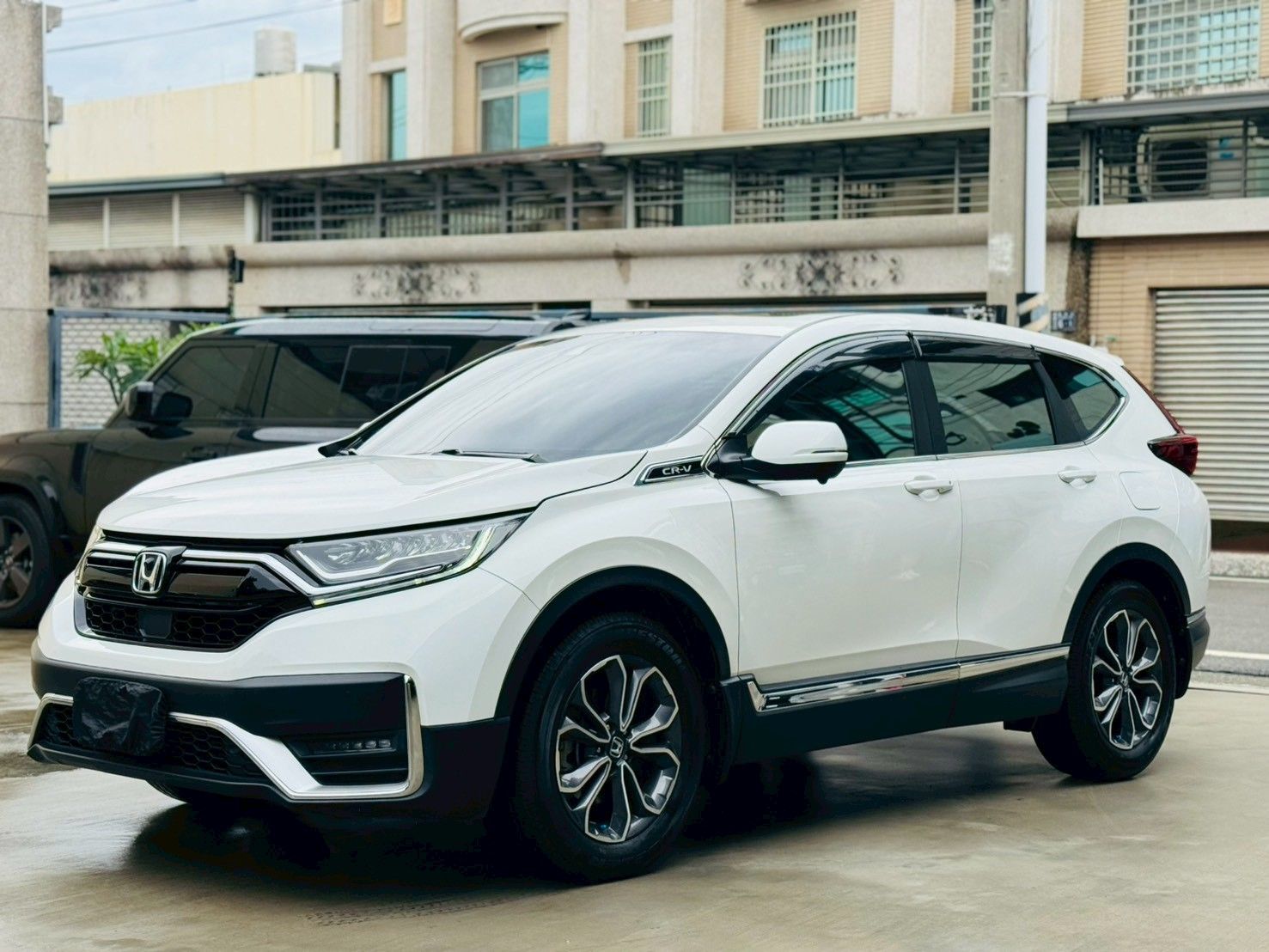 Honda CR-V 2021年二手車 79.8萬 台中市-成銓車業有限公司 | 8891汽車