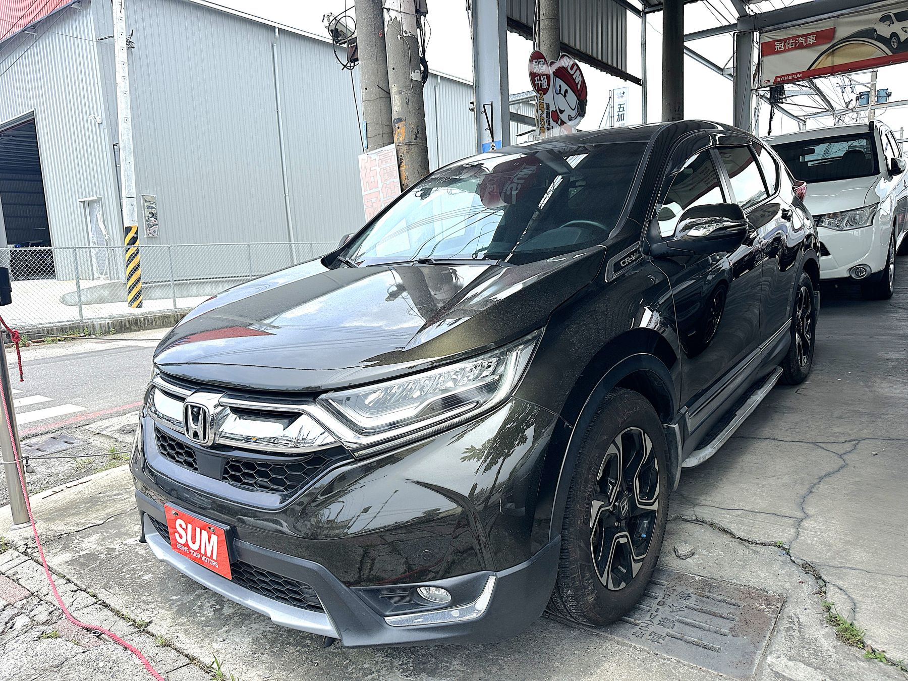 Honda CR-V 2017年二手車 58.8萬 高雄市-冠佑汽車 | 8891汽車