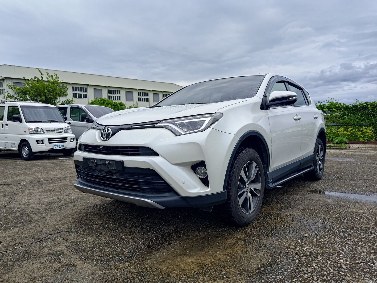 Toyota RAV4 2019年二手車 45.8萬 台中市-陳俊雄 | 8891汽車