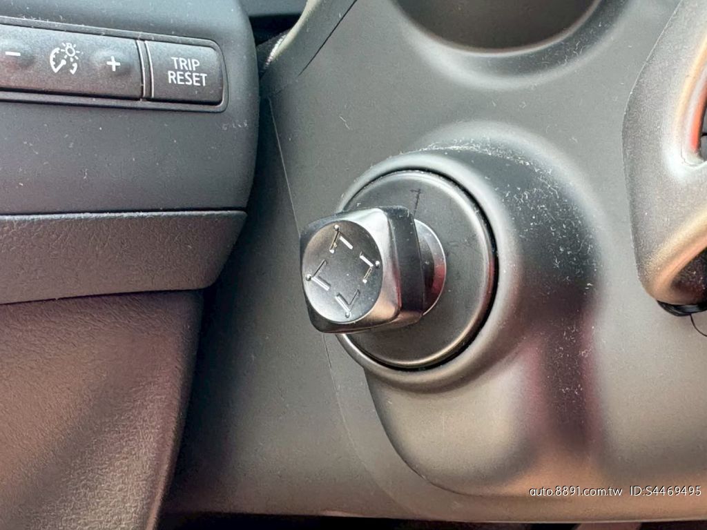 Infiniti Q50 2016年二手車 39.8萬 桃園市-柏特汽車 | 8891汽車