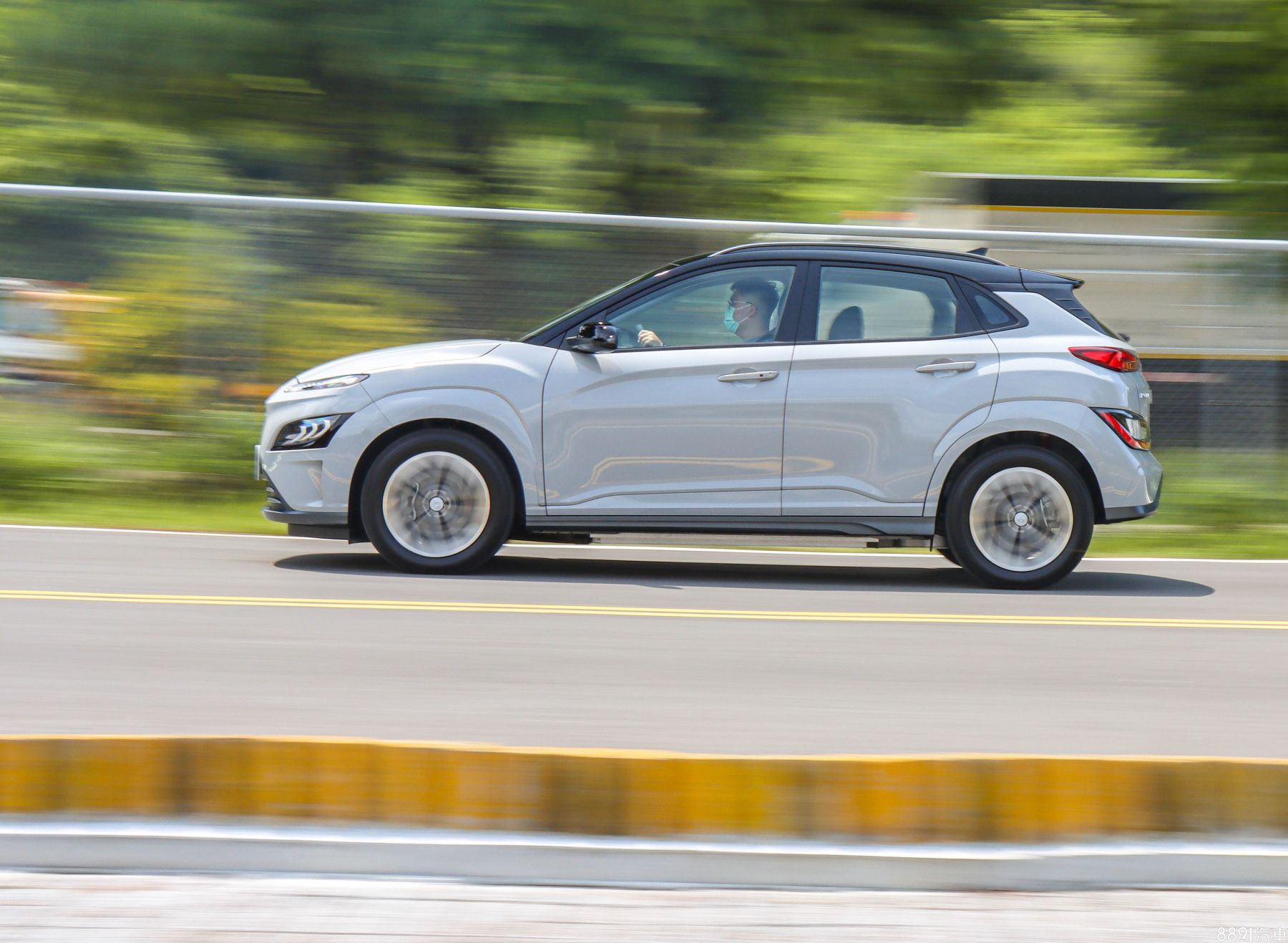 好開、帶勁又便宜！現代Kona Electric EV300試駕-8891汽車