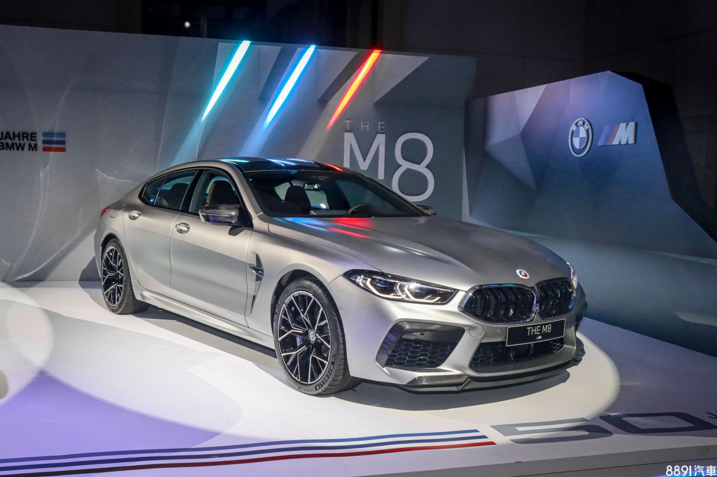 BMW小改款M8雙車型927萬起！性能版iX M60同步抵台 | 8891新車