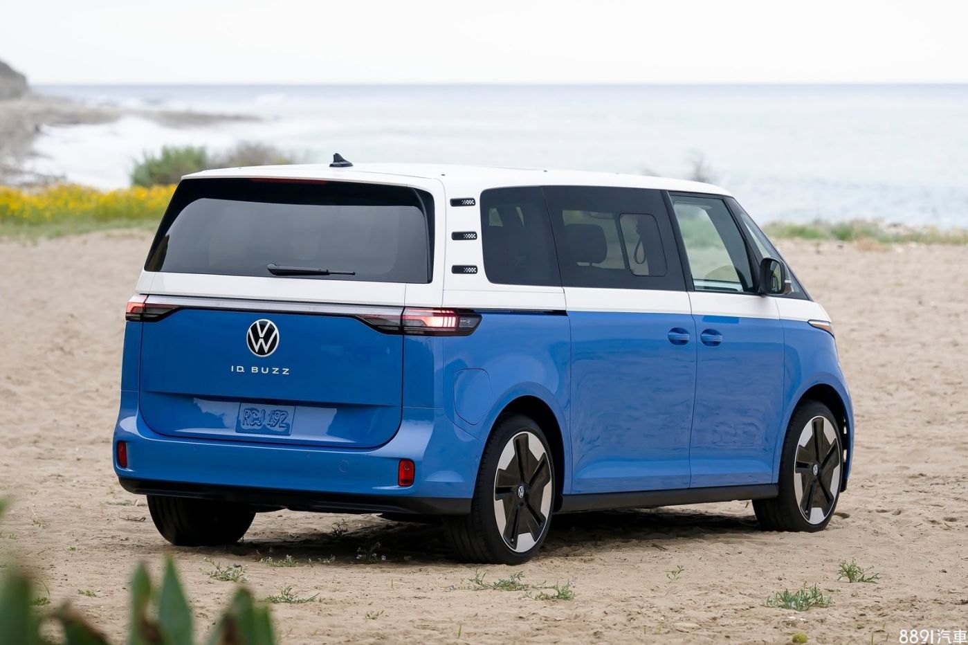 福斯發表ID.Buzz LWB長軸版 體型更大動力也更強！ | 8891新車