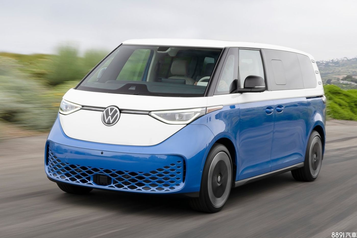 福斯發表ID.Buzz LWB長軸版 體型更大動力也更強！ | 8891新車