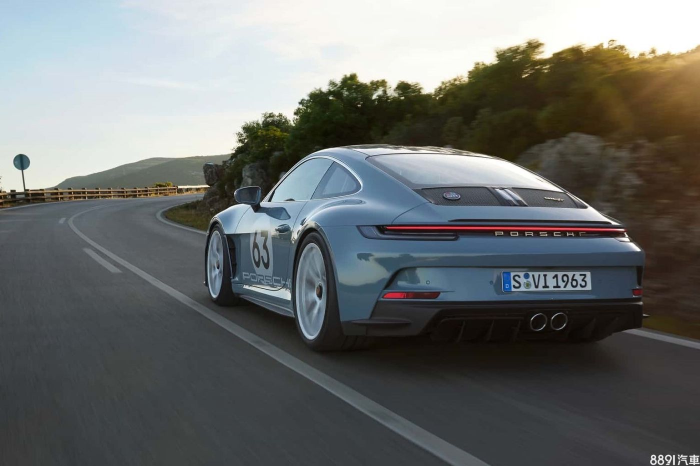 保時捷發表911 S/T 60週年特仕版 最輕的992世代車型 | 8891新車 保時捷發表911 S/T 60週年特仕版 最輕的992世代車型 | 8891新車
