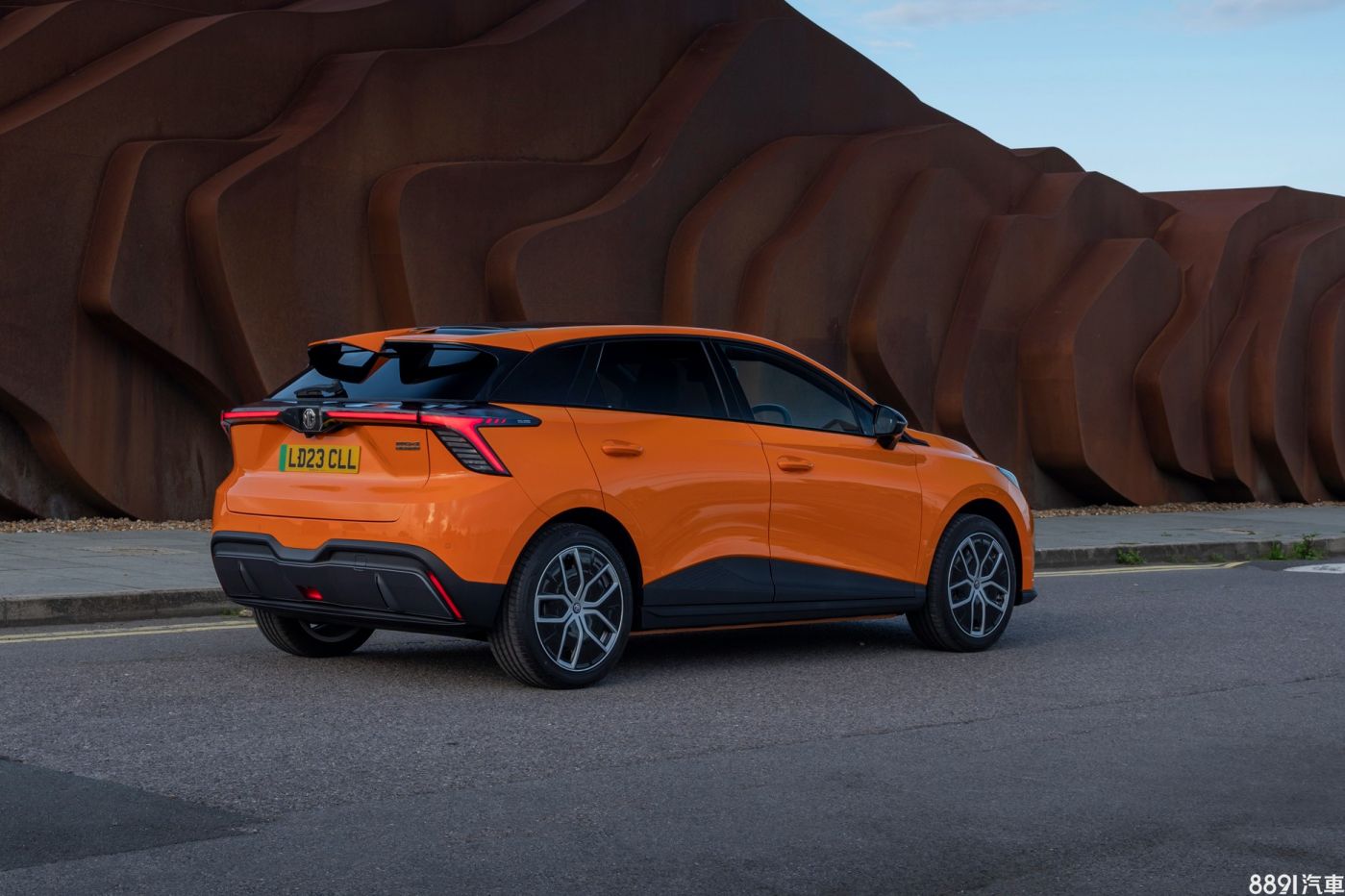 MG4 Electric追加長程版 續航力達520km-國外車訊|8891汽車