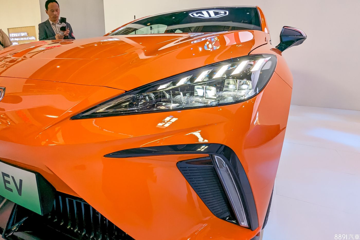 【2024北京車展】將來台灣最便宜的EV？MG4實車近賞 | 8891新車