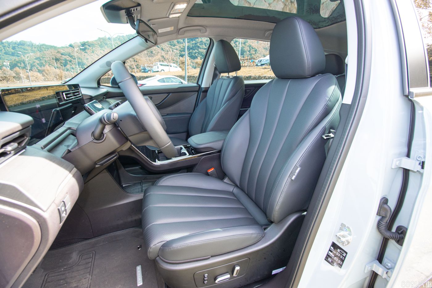 納智捷n7 LR長程版試駕 跑更遠、動態更穩-8891汽車